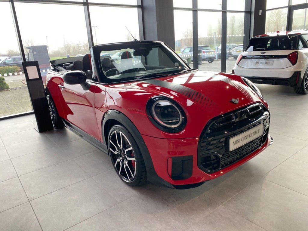 VARIAN MINI JCW CABRIO 2025 | Mini Cooper Pondok Indah